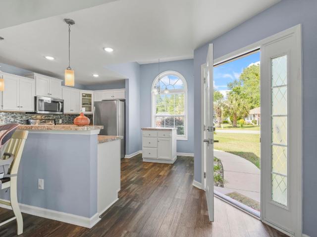 6617 Cinnamon Fern Ln