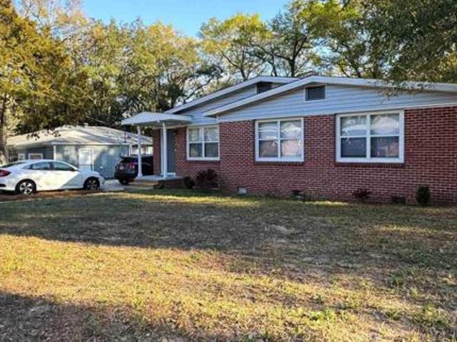 6617 Lee St, Milton, FL 32570