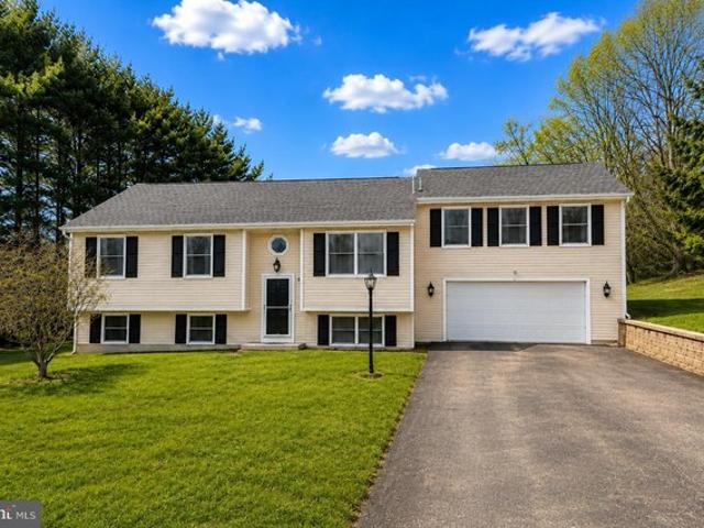 6617 Stirrup Ct, Eldersburg, MD 21784