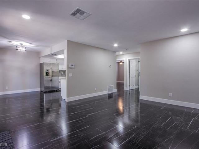 6617 W Tropicana Ave Unit 202, Las Vegas, NV 89103