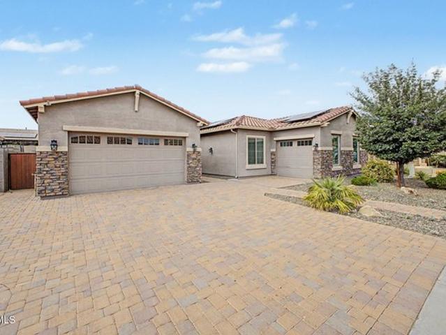 6618 W Madre Del Oro Dr, Phoenix, AZ 85083