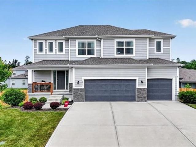 6619 NW 105th Ct, Kansas City, MO 64154