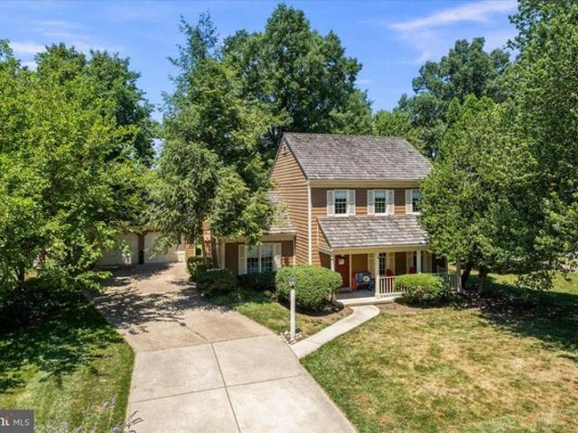 6619 Saint Mark Ct, Alexandria, VA 22306
