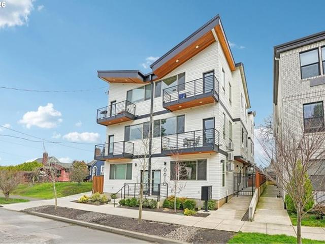 6610 N Greenwich Ave Apt 3, Portland, OR 97217