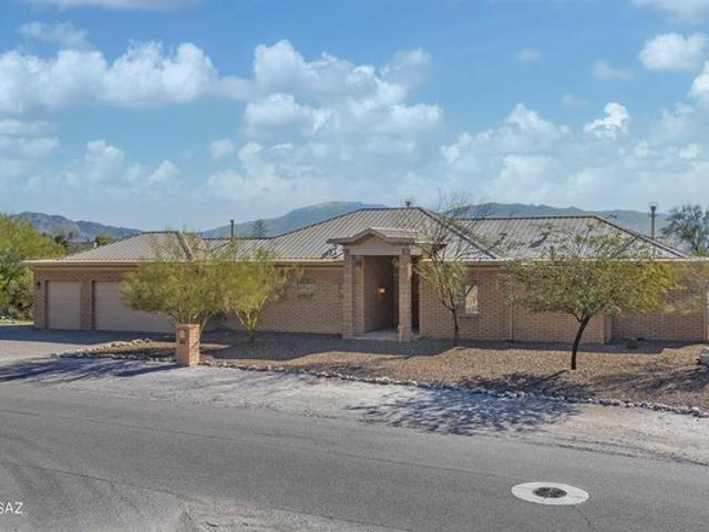 6610 E Calle De Amigos, Tucson, AZ 85750