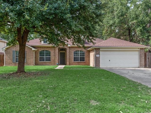 6610 Woodland Oaks