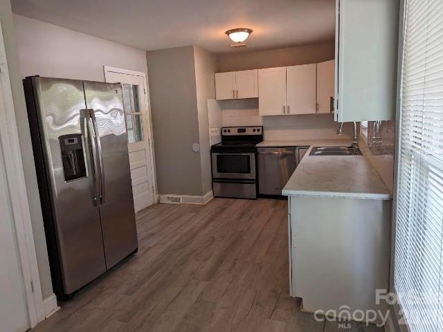 6610 Woodstream Drive