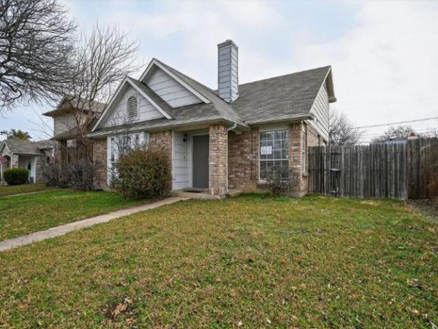 6611 Olivewood Dr, Arlington, TX 76001 | MLS #21206 | Compass
