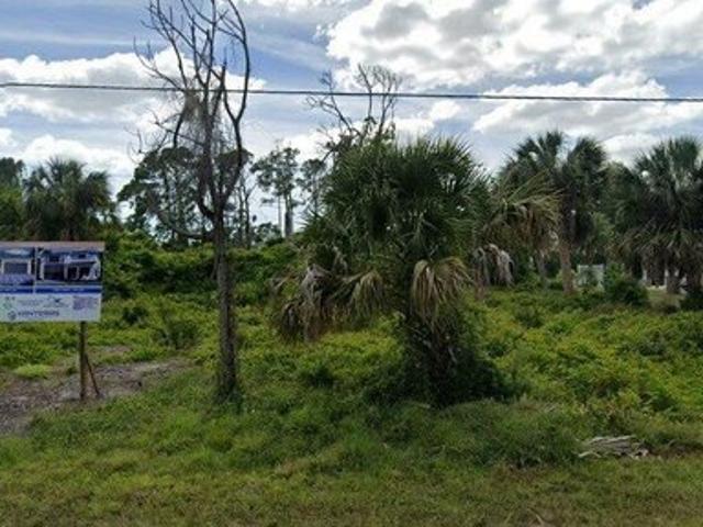 6611 David Blvd, Port Charlotte, FL 33981