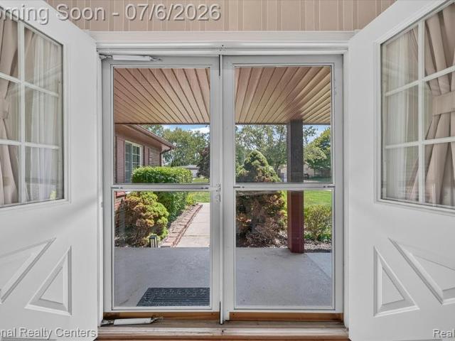6611 Paul Revere Lane