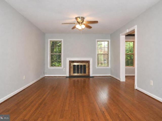 6611 Rosecroft Place