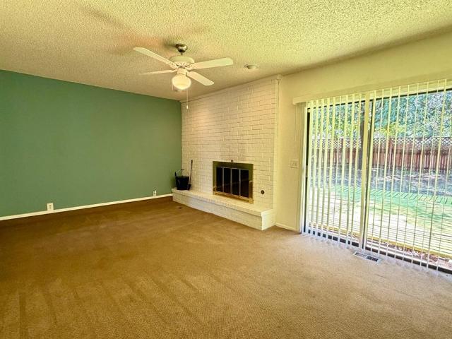 6612 Crow Circle
