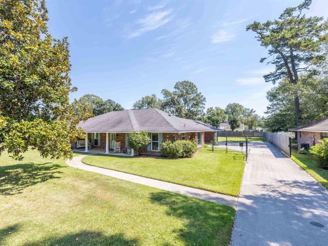 6612 Lindsey Neal Dr, Greenwell Springs, LA 70739 | MLS #BR2025017 | Compass