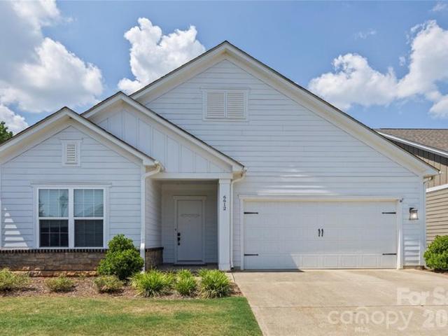 6612 Star Dr, Sherrills Ford, NC 28673