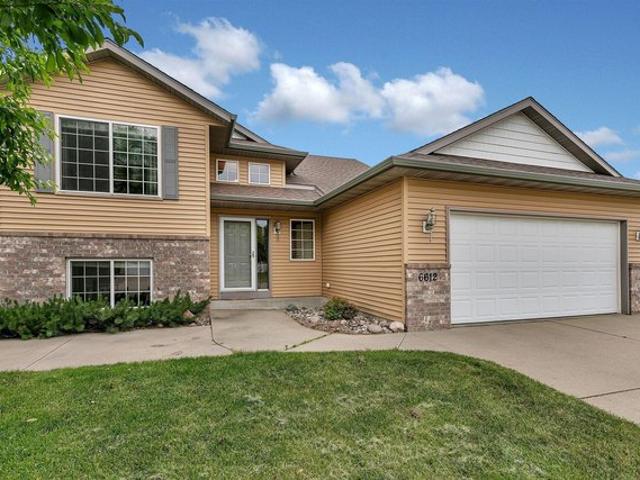 6612 Yosemite St, Saint Cloud, MN 56303