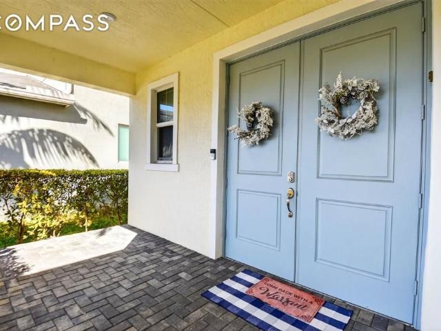 6613 Pointe of Woods Dr, West Palm Beach, FL