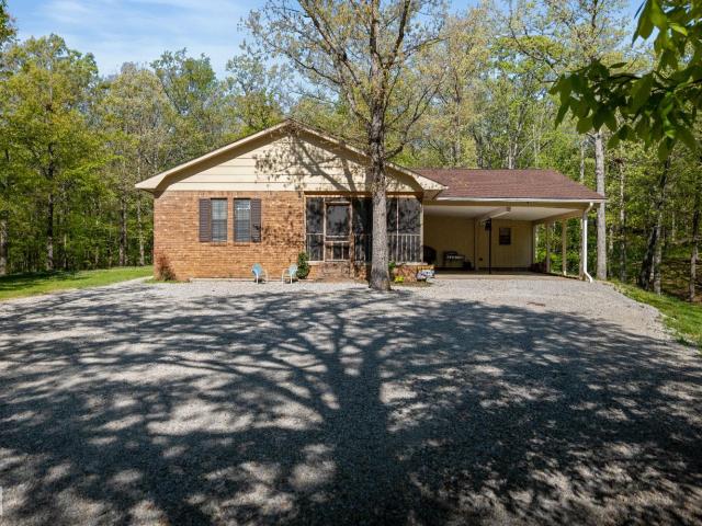 6613 S Caraway
