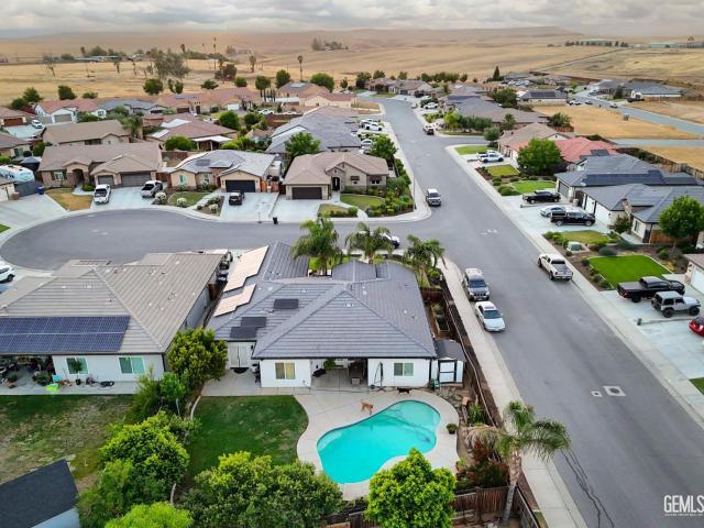6613 Woodall Court