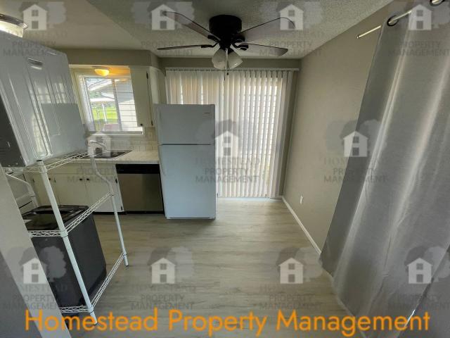 661 2 Bedroom Apartment for Rent at 3822 Bayonne Dr Se, Four Corners, OR 97317 Four Corners