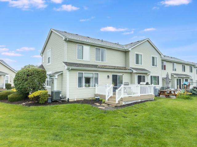 661 Chestnut Ridge