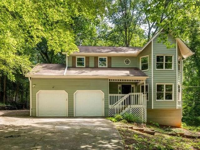 661 Allana Ct, Stone Mountain, GA 30087