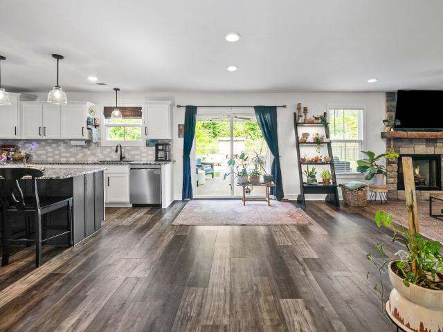661 Battery Ct