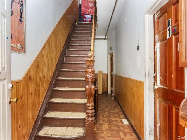 661 Jefferson Place | Compass