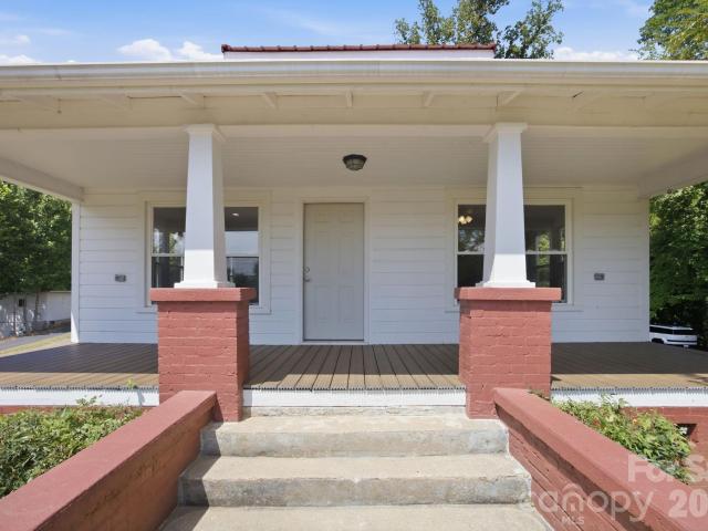 661 Lenoir Road