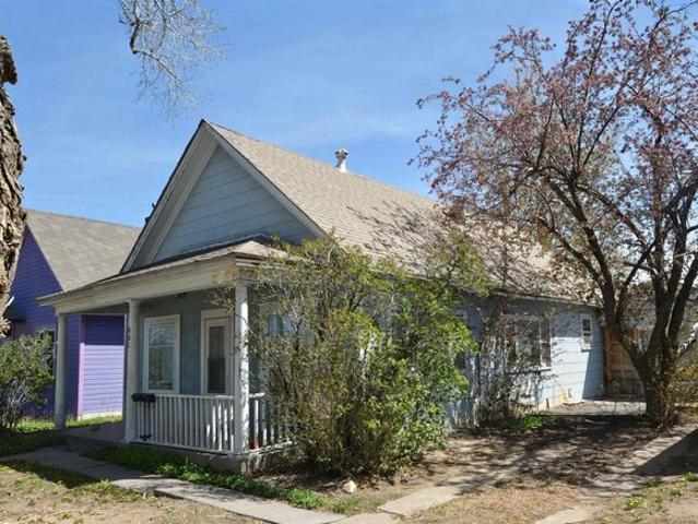 661 N 4th St, Laramie, WY 82072