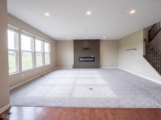661 Settlers Walk