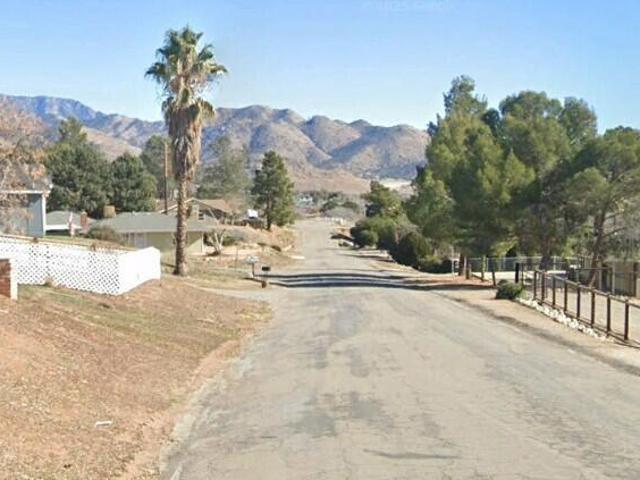 661 Sierra Vista Drive
