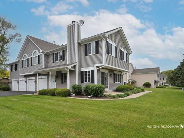 661 Silver Creek Rd Unit 661, Woodstock, IL 60098