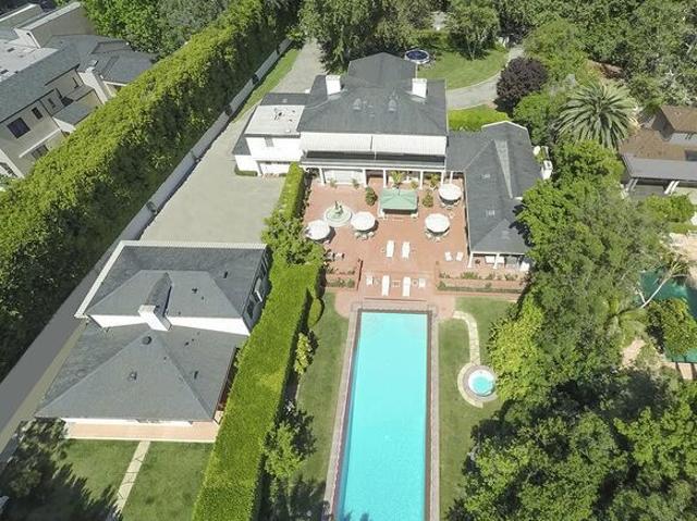 661 stone canyon road