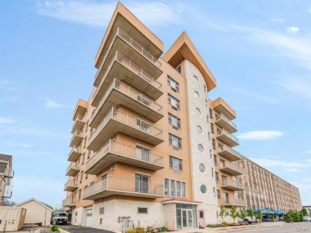 661 W Broadway Apt 604, Long Beach, NY 11561