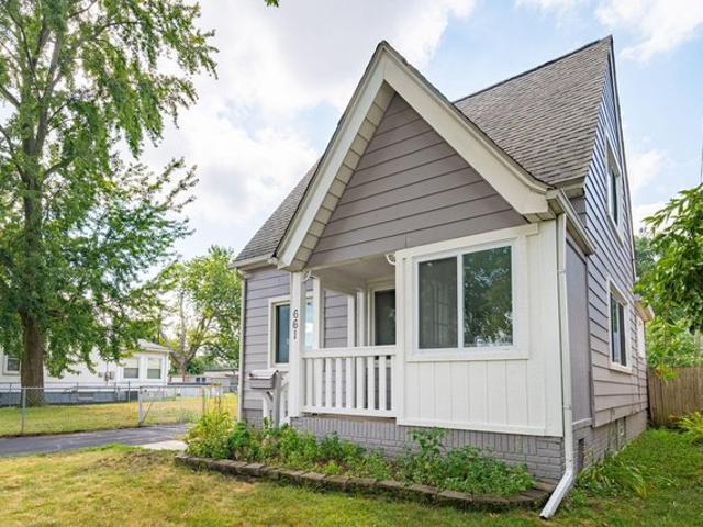 661 W Coy Ave, Hazel Park, MI 48030