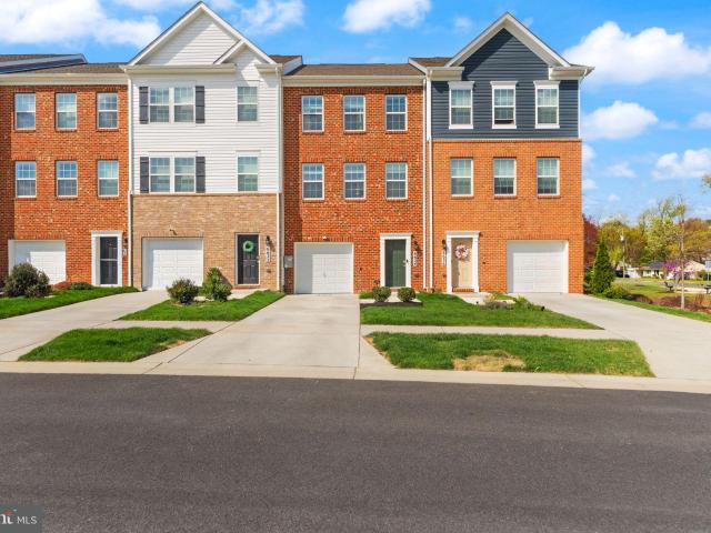 6624 Bullrush Ct, Clinton, MD 20735 | MLS #MDPG2197 | Compass