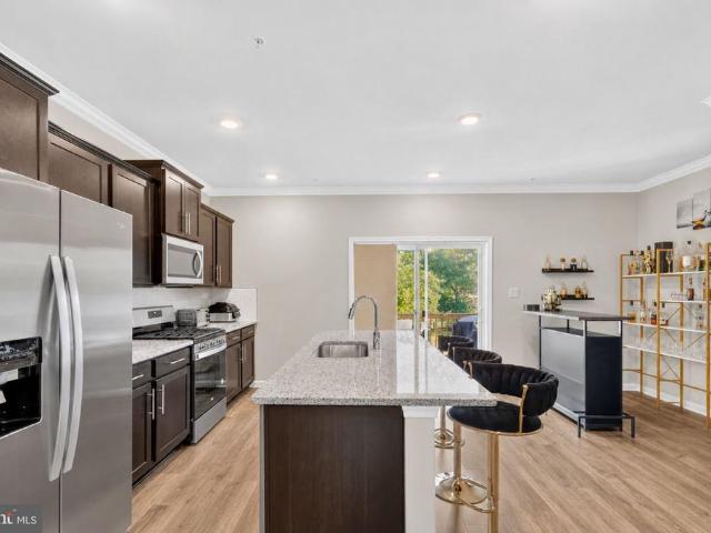 6624 Bullrush Court