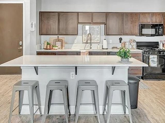 6625 Alvarado Rd, San Diego, CA 92120