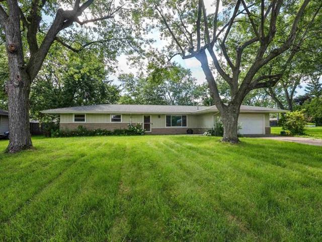6625 Canby Dr, Fort Wayne, IN 46835