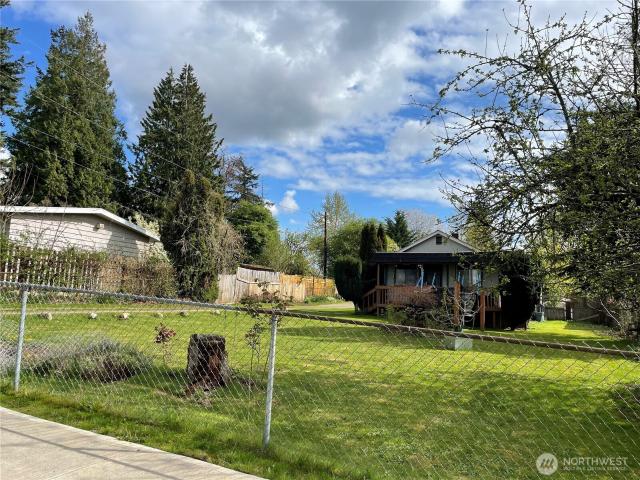 6625 S 124th St, Seattle, WA 98178 | MLS #2358 | Compass