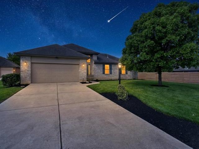 6626 Anvil Dr, Waynesville, OH 45068