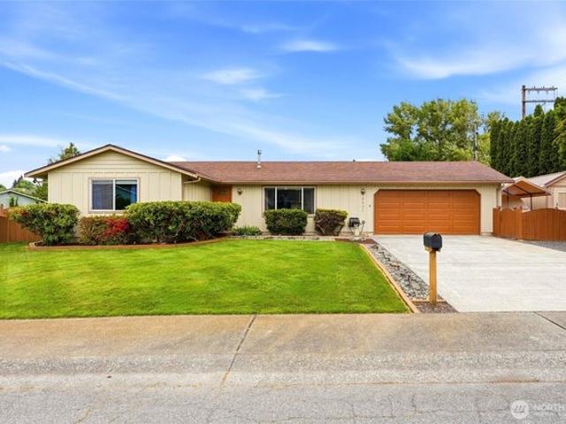 6627 95th St NE, Marysville, WA 98270