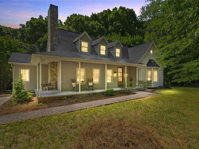 6628 Alley Rd Unit A, Summerfield, NC 27358