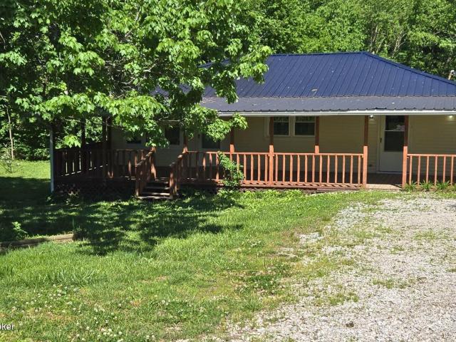 6628 Greensburg Rd