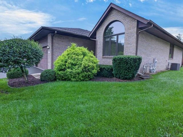 6628 Timberline Ln, Rockford, IL 61108