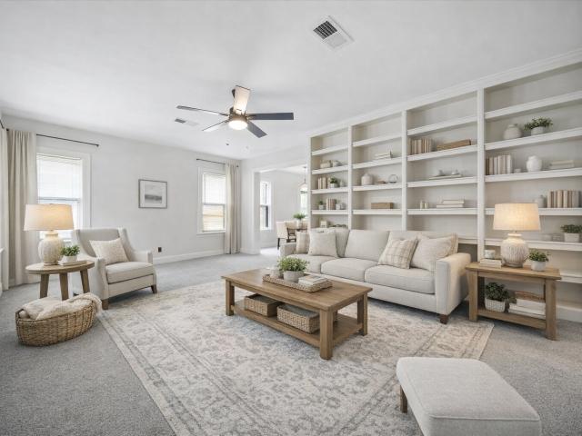 6629 Wildwood Way, Houston, TX 77023 | MLS #8218 | Compass