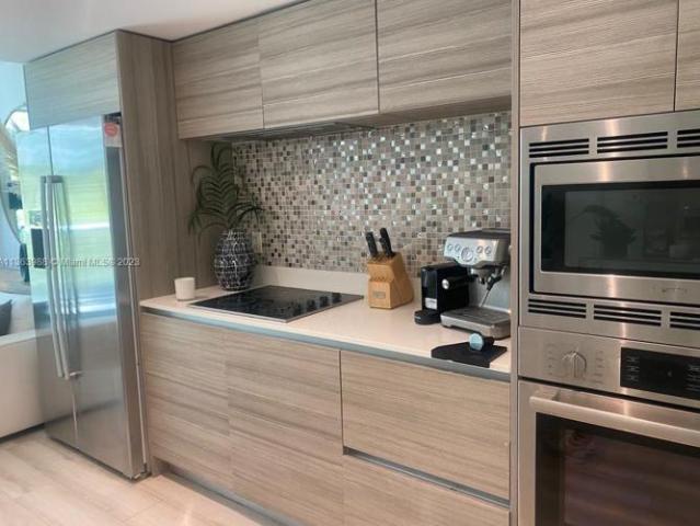 6620 Indian Creek Dr #302, Miami Beach, FL 33141