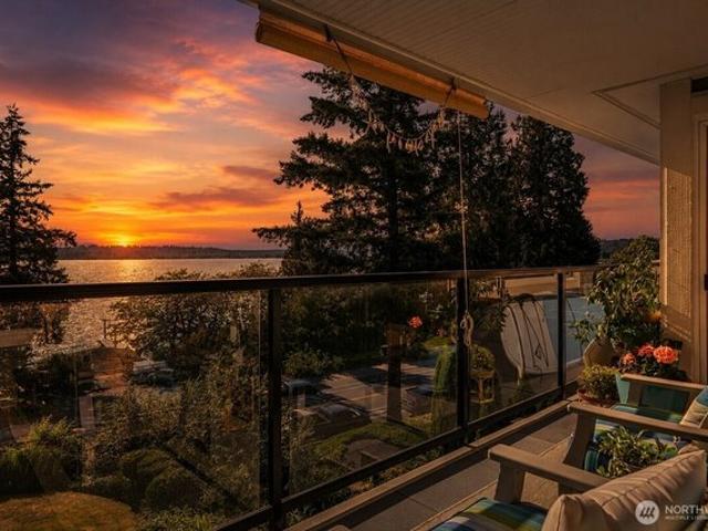 6620 Lake Washington Blvd NE Apt 303, Kirkland, WA 98033