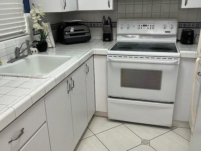 6620 W 2nd Ct Apt 407, Hialeah, FL 33012
