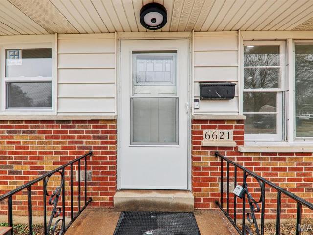 6621 Dunwold Dr, Berkeley, MO 63134 | MLS #26012